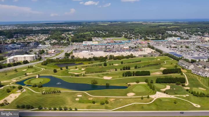 Coastal Retreat - Lewes, DE