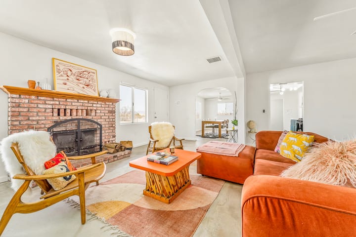 5 Mins To Jtnp ~ Pet Friendly ~ Smartv ~ W/d - Twentynine Palms, CA