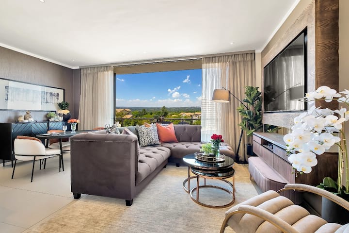Luxury 3 Bedroom - Sandton