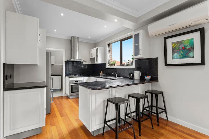 Domi Rentals - The Lantana Residence - Dandenong