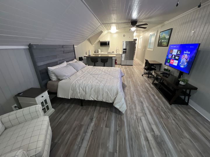 Adorable Guest Apartment Whit Free Parking - Duluth, GA