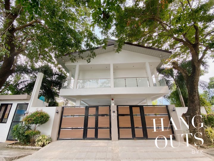 Private Resort W/ Hotspring Pool In Los Banos - Metro Manila