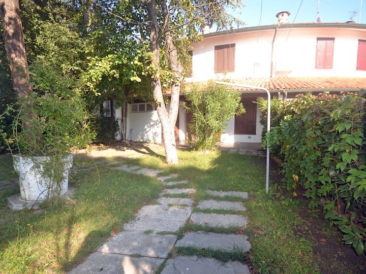 Villetta Verticale Con Giardino - Comacchio