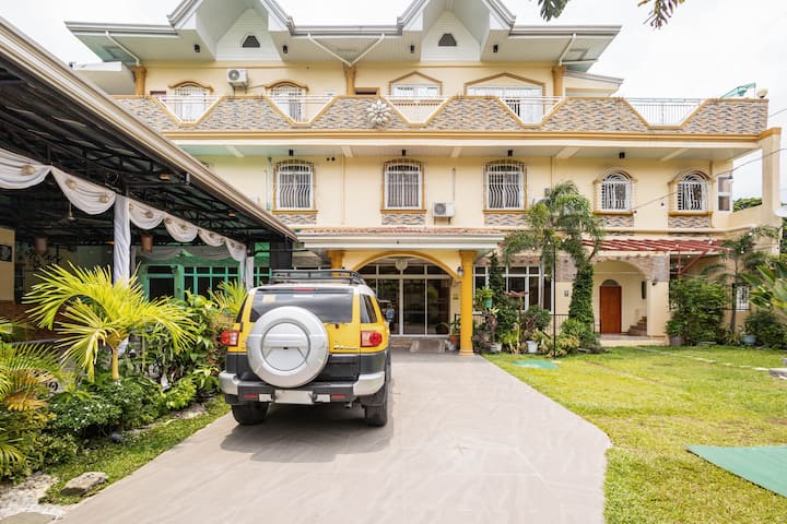 Ana's Charming Unique Home! - Santa Maria