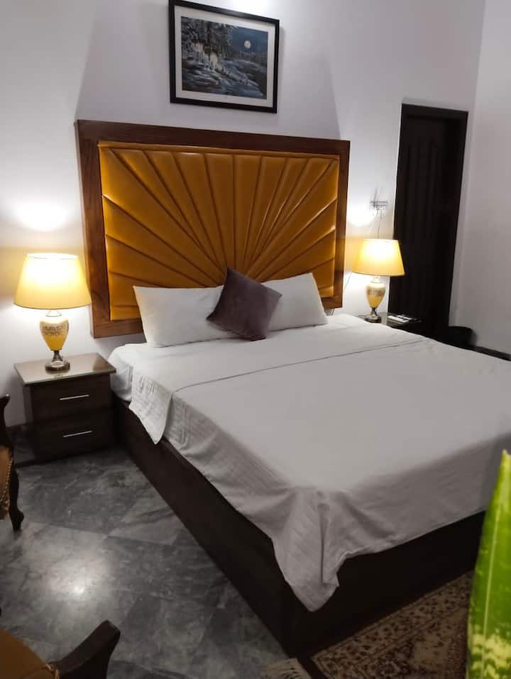The Guest House Near To Airport - Lahore