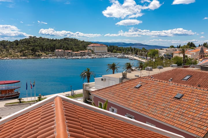 One Bedroom App,sea View, Old Town - Makarska
