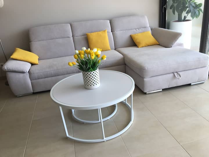 Lírios Amarelos
Apartamento Na Praia Da Rocha - Portimão