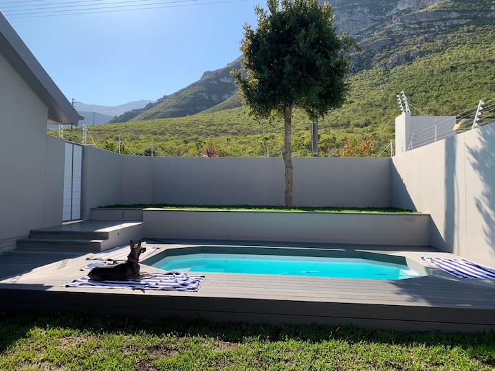 Cozy, Friendly 3 Bedroom Villa With Amazing Views. - Hermanus