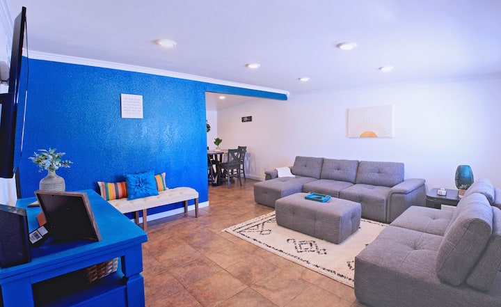 Clean & Private, Comfy Beds, 3-minutes To Shopping - Tucson, AZ