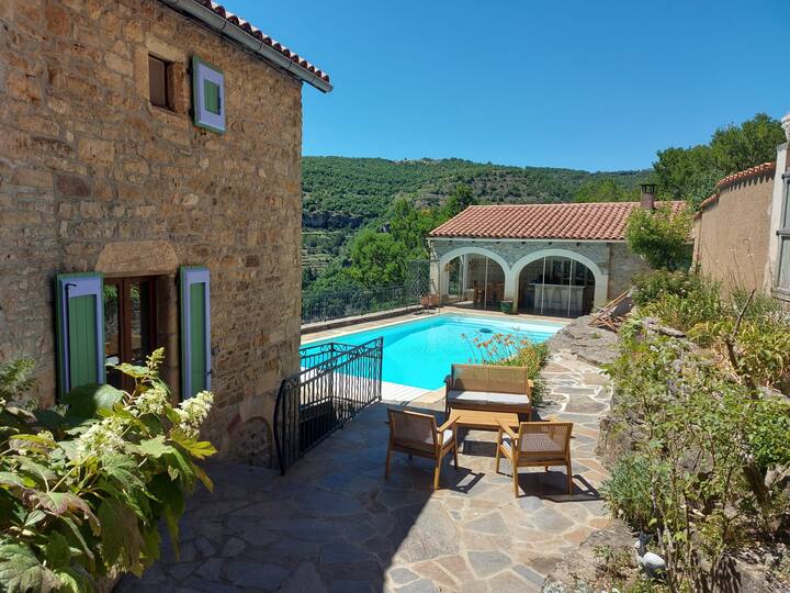 Agréable Maison D'hôte Privatisée Avec Piscine - Aveyron