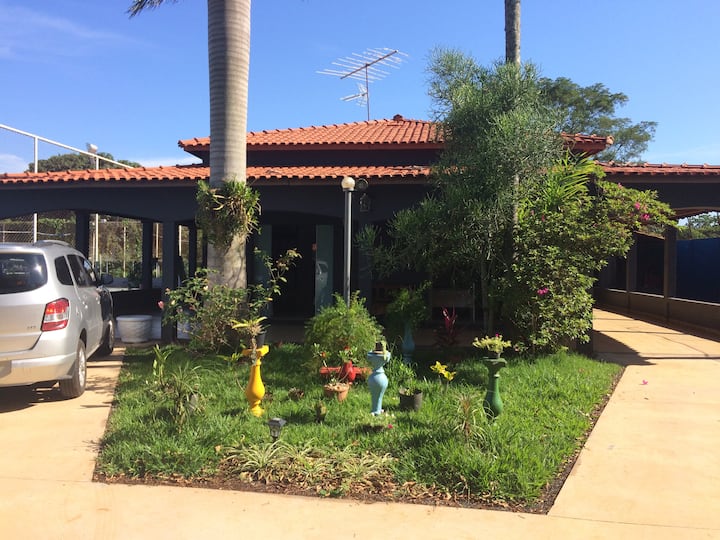 Chácara Com 3 Casas Próximo A Franca. - Franca