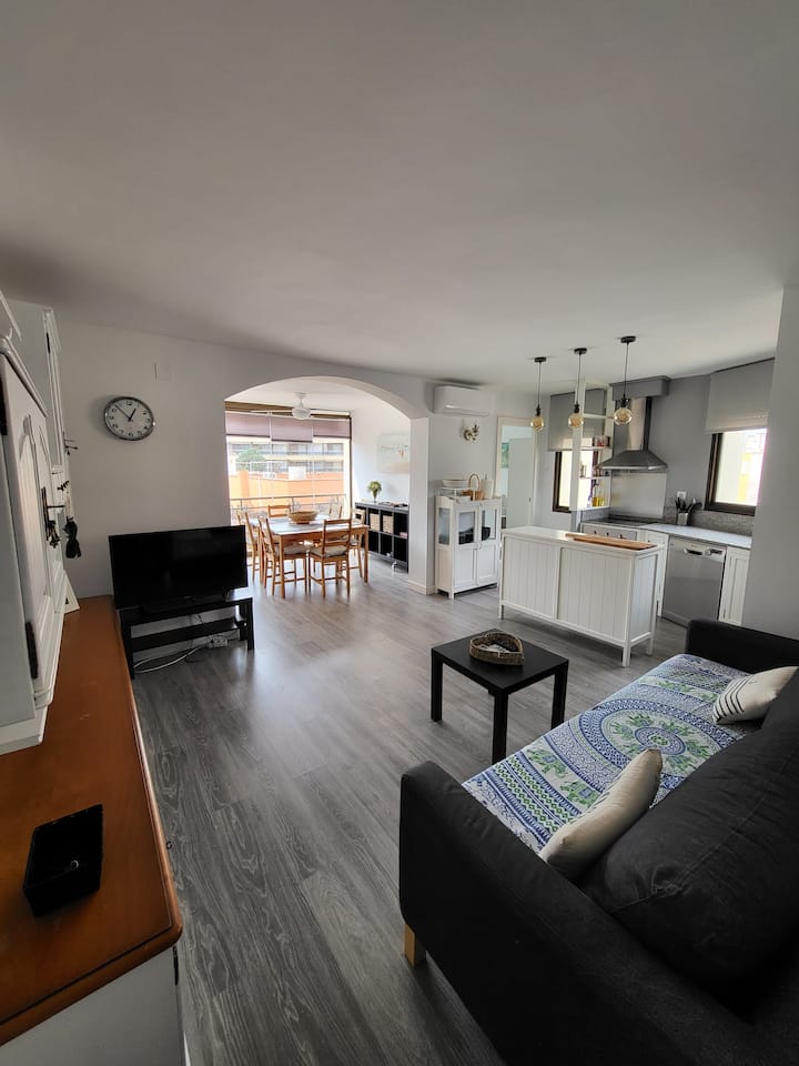 Alojamiento Reformado Ideal Para Turismo Familiar. - Cambrils