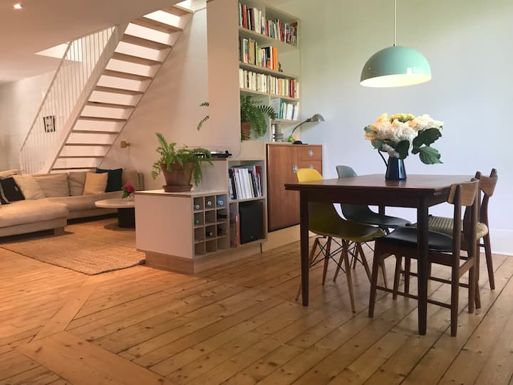 Agréable Maison Familiale Dans La Petite Patrie - Montreal