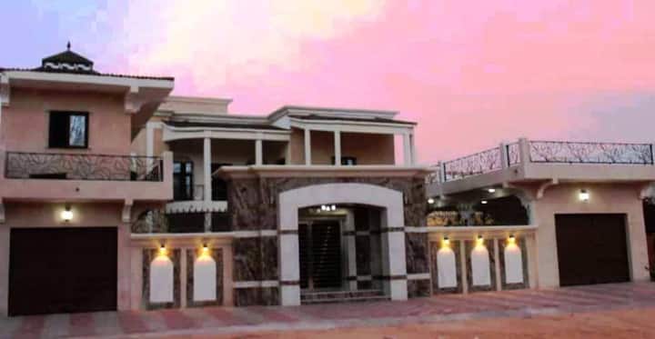 Villa Magnifique, Distinctive, Vous Allez L'adorer - Nouakchott