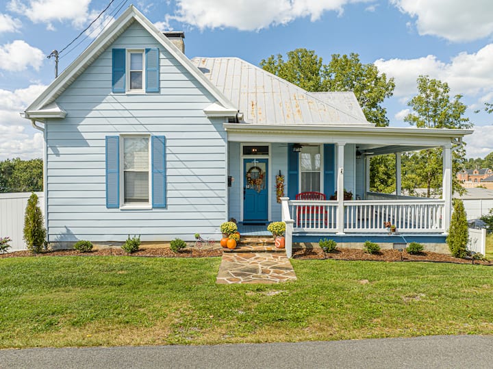 Dog Friendly, Fully Fenced - Abingdon, VA