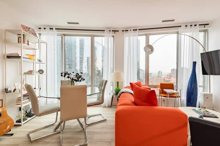 Luxury 2 Bedroom Downtown | One Of A Kind - Vancouver
