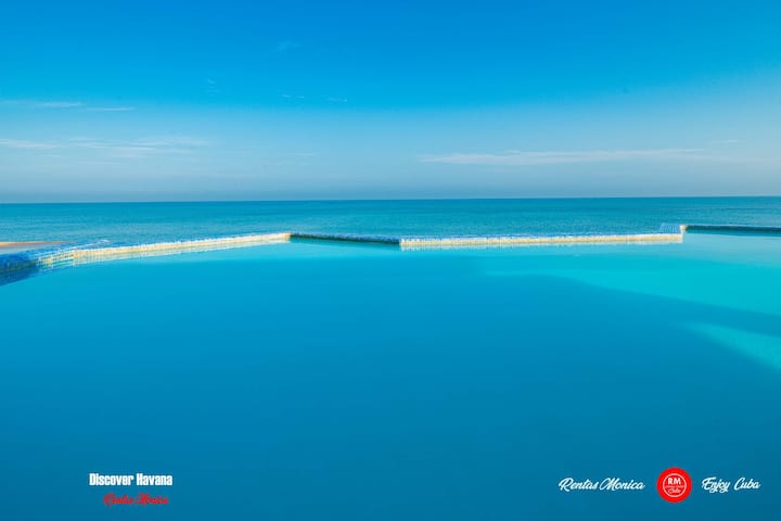 Villa Shore Infinity Pool Seaview With Power Plant - Havana