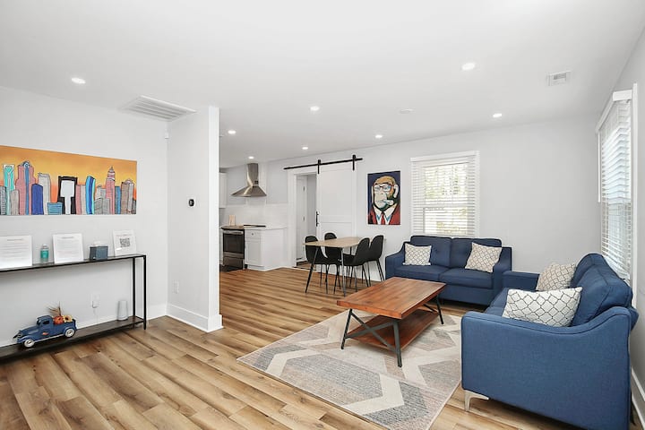 Slightly North Of Noda - 3 Bedroom - University City Boulevard – Charlotte