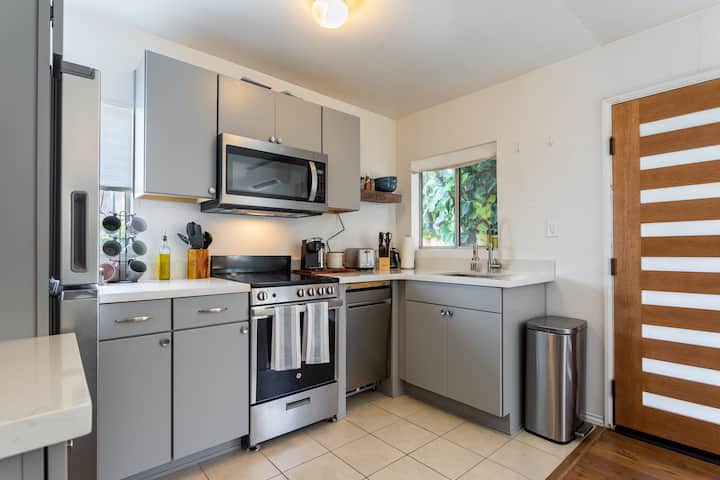 Pvt 1 Bed/1bth + Office + Large Private Yard + Bbq - Los Ángeles, CA