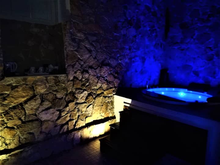 Luxury Spa Suite: Jacuzzi, Sauna & Bagno Turco - Ispica