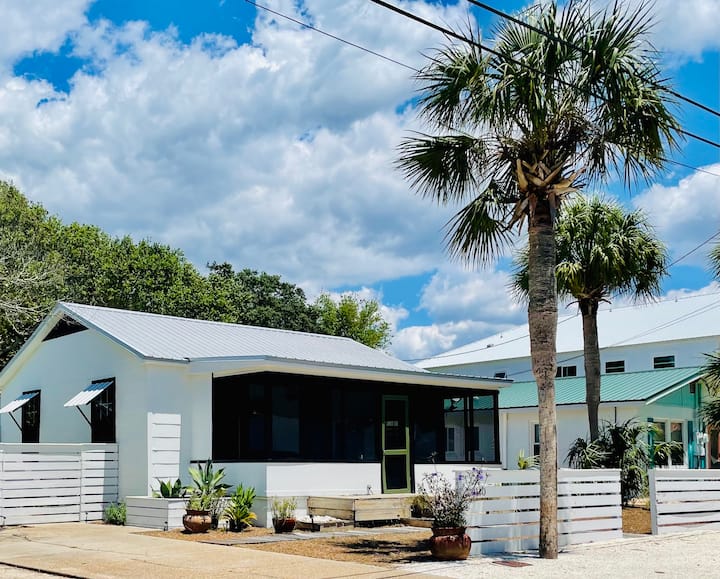 Peace Cottage - Laguna Beach, FL