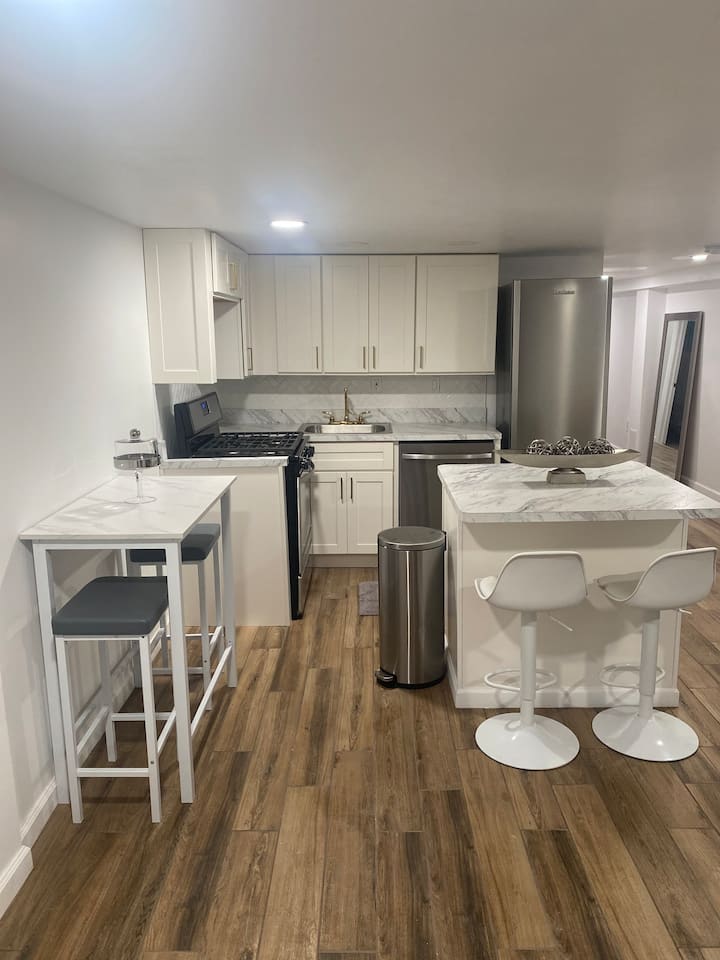 Apartment Near Prospect Park South & Kings Theatre - Queens