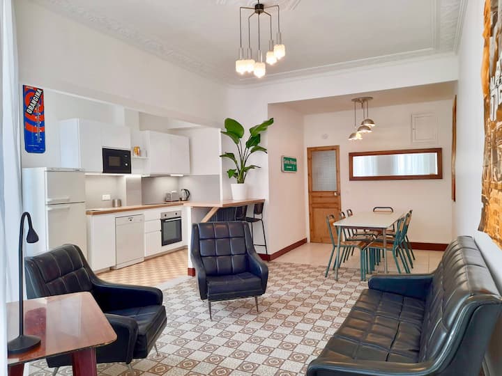 Lumineux Et Spacieux T4 Rénové Cours Julien - Marseille