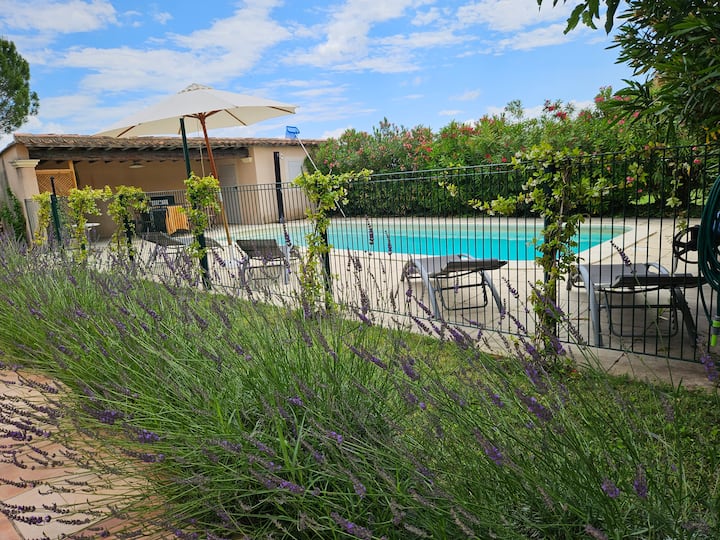 Villa Avec Piscine 8 Personnes / 4 Chambres - Grignan
