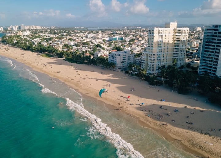 Affordable 5-bed, 3-room, 7-min Walk To Beach - San Juan