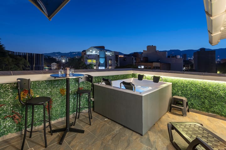 Jacuzzi Y Terraza Privados Con Vista 360 En La 70 - Medellín
