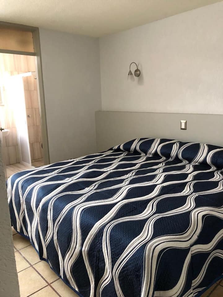 Casa Aguacate, 3 Min Caminando De La Plaza De Toro - Aguascalientes