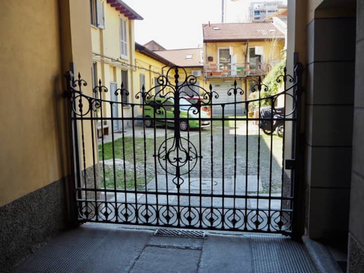 Casa Ravelli. Spazioso E Curato, In Casa D'epoca. - Milan