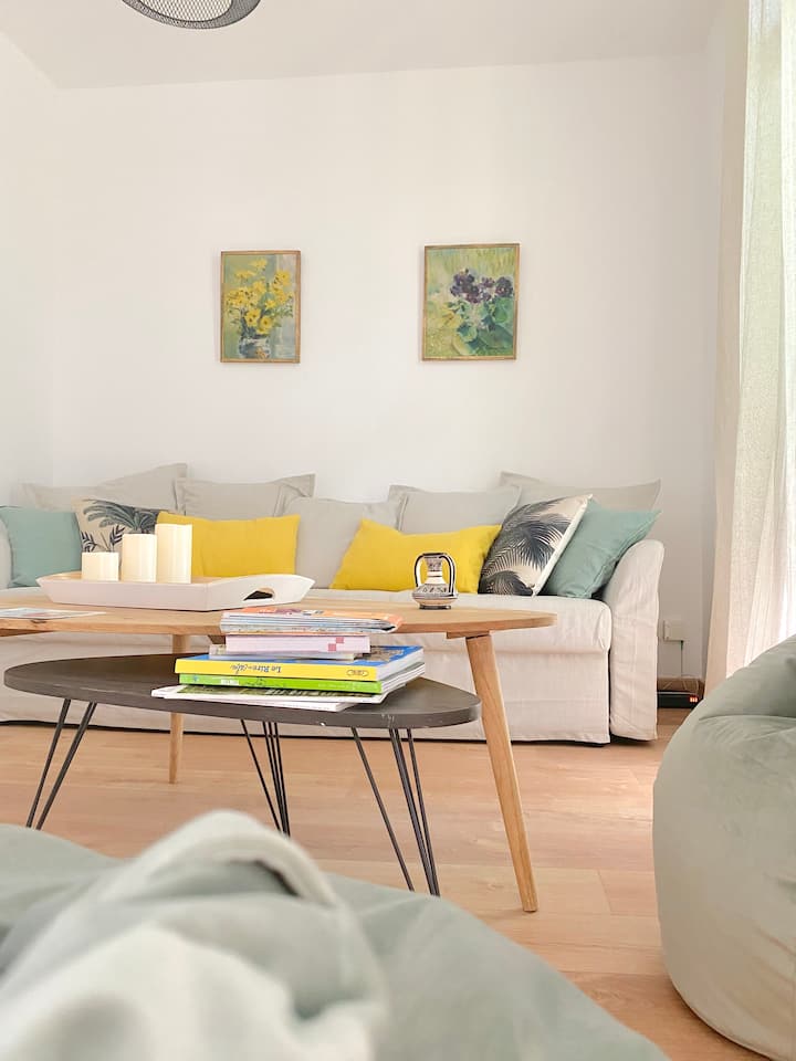 Villa - Hyères, France - Hyères