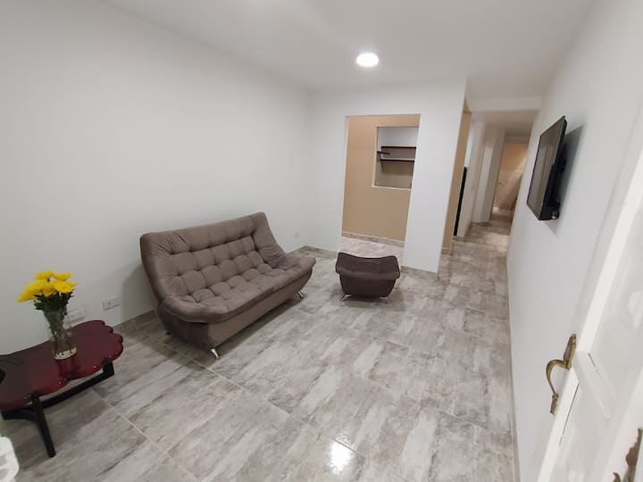 2br/1b Apt In Cali, Colombia! - Cali