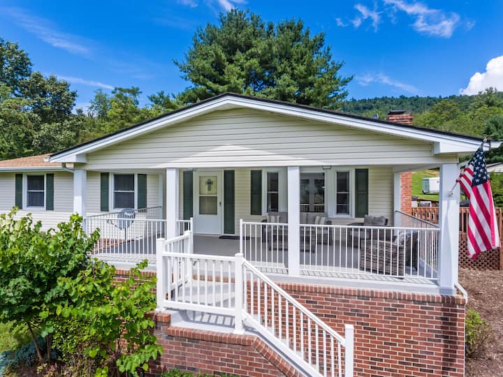 Blacksburg Va, Sleeps 10 | 9 Mi To Va Tech! - Pembroke, VA