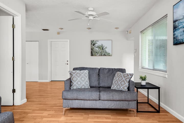 166 Unit A -Wait & Sea By Coastal Cottages - St. Petersburg, FL
