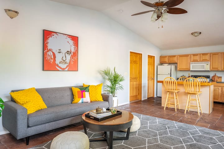 Private Pool House Get-away With Sauna! 30 Day+ - Oregon City, OR