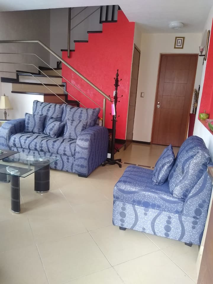 Casa Amplia En Fraccionamiento Privado - Morelia