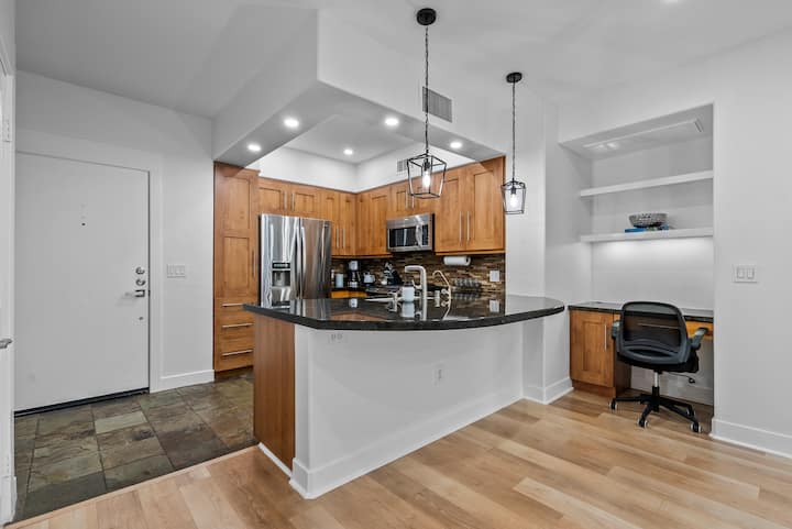 The Valencia Retreat - Santa Clarita, CA