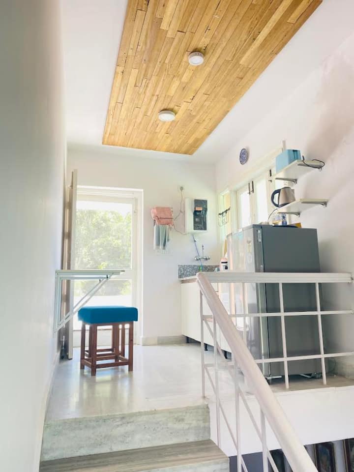 Private Room With A View-ac, Terrace, Kitchenette - Dehradun