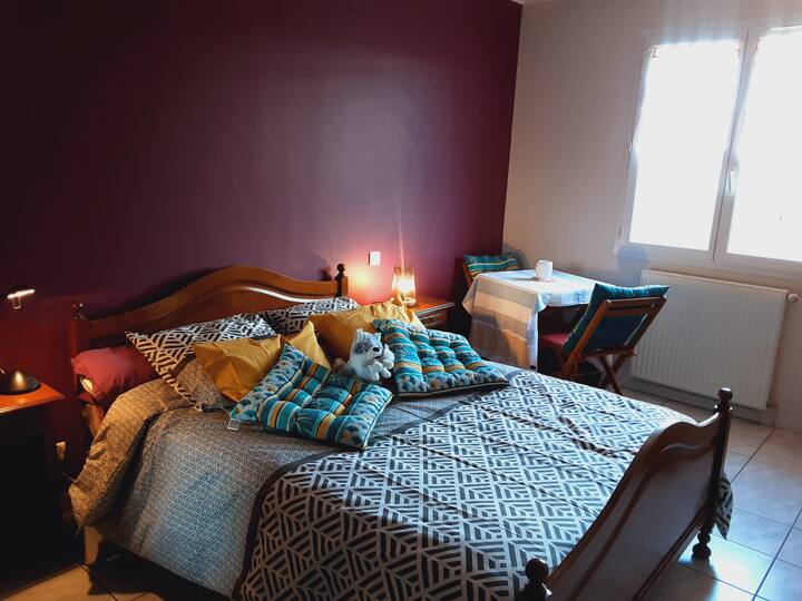 2 Agréables Chambres Cosy 
Dans Notre Maison. - Langeac