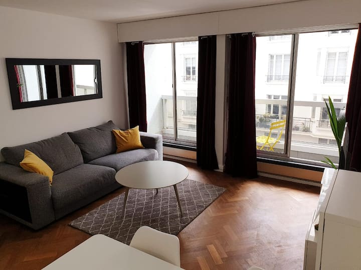 Paris : Superbe Appart Quartier Village Suisse - Paris