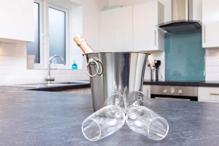 Bournecoast: Beautiful House With Garden - Hb6332 - Bournemouth
