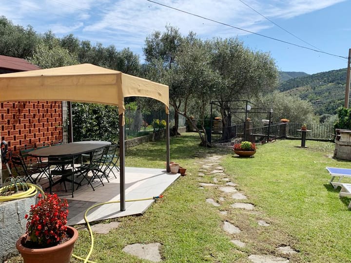Casa Levante Con Grande Giardino Privato - Sestri Levante