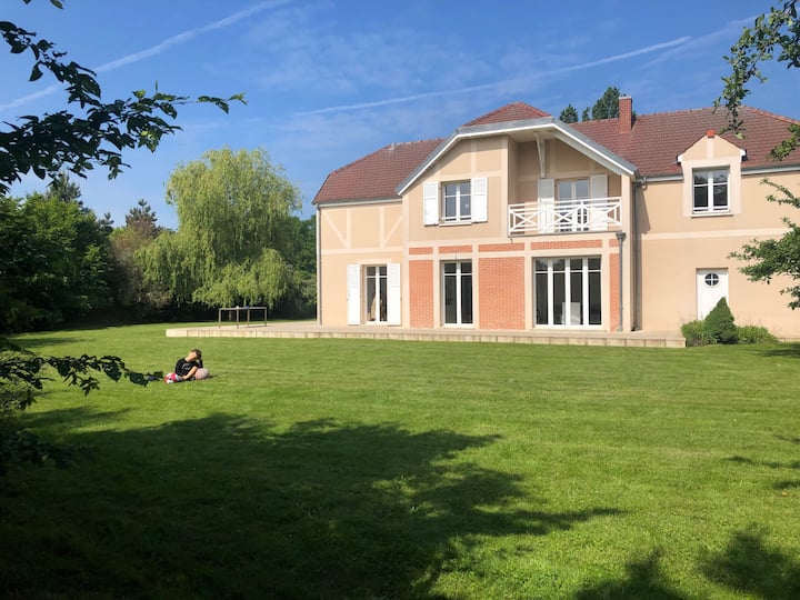 Grande Maison/forêt, Paris Versailles - Poissy