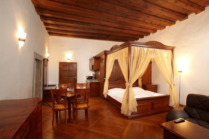 Residence Muzeum Vltavínů-historický Apartmán č.2 - Czeski Krumlow