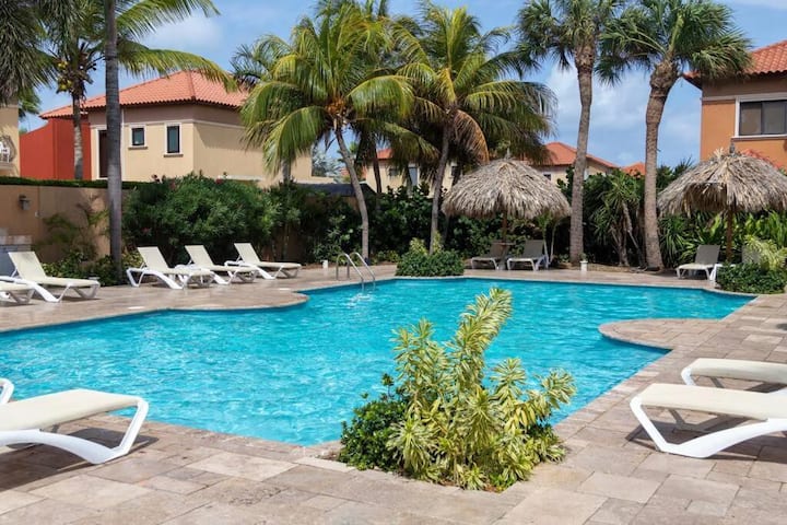 Townhome At Gold Coast-3 Pools-tennis And Gym - Aruba