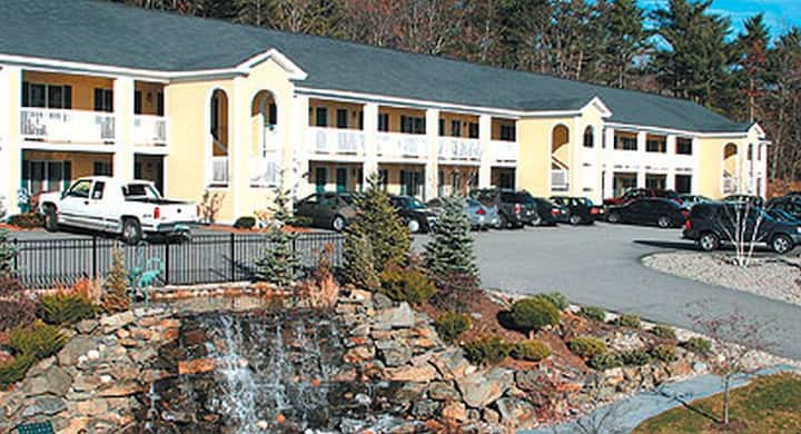 Luxurious Hotel Suite Walk To Foot Bridge Beach - Ogunquit, ME