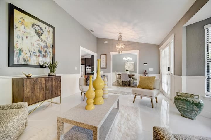 Corporate/seasonal  Home 4 Bed 3 Bath Pool & Spa - Orlando, FL