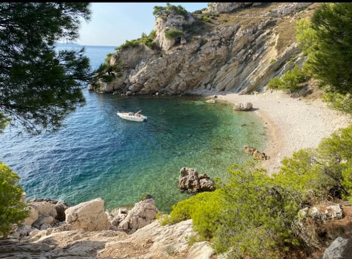 Maison Typique Entre Calanques & Collines D'ensues - Calanque de l'Erevine